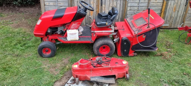 COUNTAX K14 TWIN - Ride on Mower - Spares or Repairs £205.00 - PicClick UK