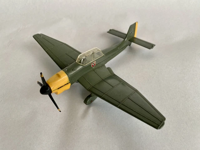 JUNKERS JU 87 B Stuka - WW2 Dive Bomber with Original Bomb DINKY Toys ...