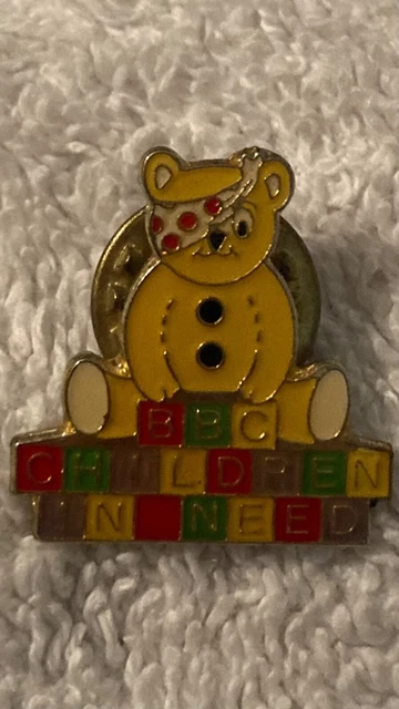 VINTAGE BBC CHILDREN In Need Pudsey Bear Building Blocks Enamel Pin ...