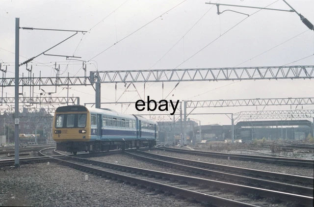 35MM RAILWAY SLIDE - BR DMU Class 142. 142036 @ Crewe Station £2.99 ...