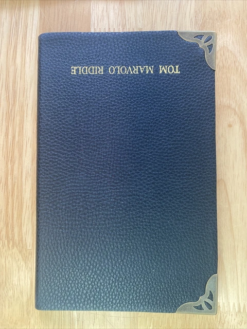 HARRY POTTER OFFICIAL Tom Riddle Voldemort Prop Replica Leather Diary £ ...