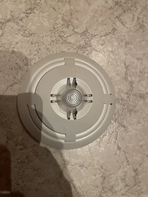 ESSER IQ8QUAD O2T Multisensormelder - Weiß (802374) EUR 15,00 - PicClick DE