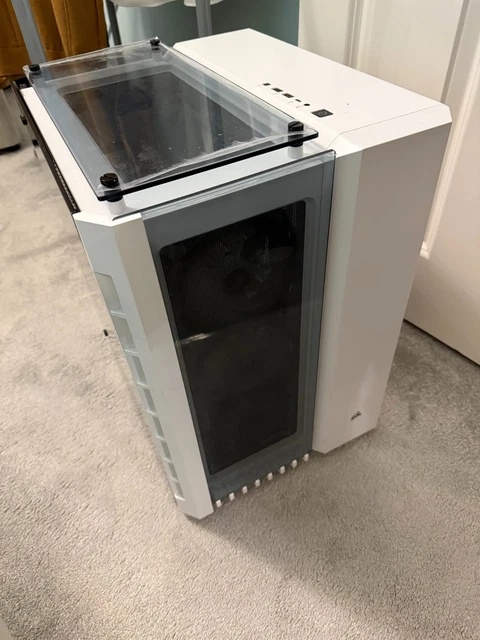 CORSAIR CRYSTAL SERIES 680x RGB Mid Tower Case Tempered White ATX £10. ...
