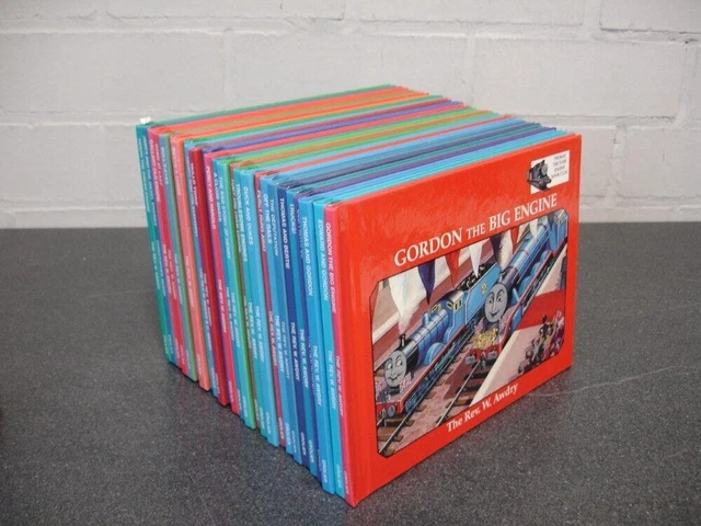 THOMAS THE TANK Engine Book Club Bundle x26 Books The Rev. W. Awdry ...