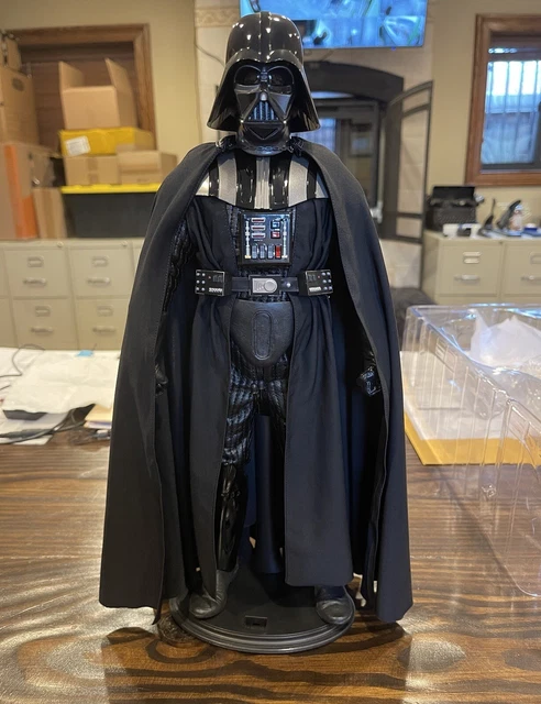 USED SIDESHOW COLLECTIBLES Star Wars Darth Vader Action Figure 1/6 ...