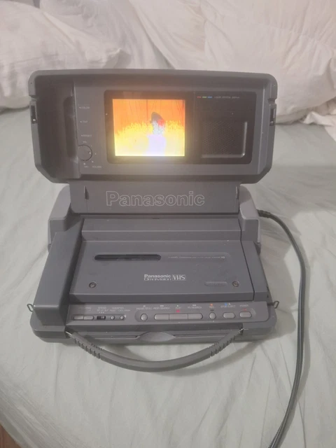 PANASONIC OMNIVISION VHS PV-M429 Portable VHS Player 4" Color LCD ...