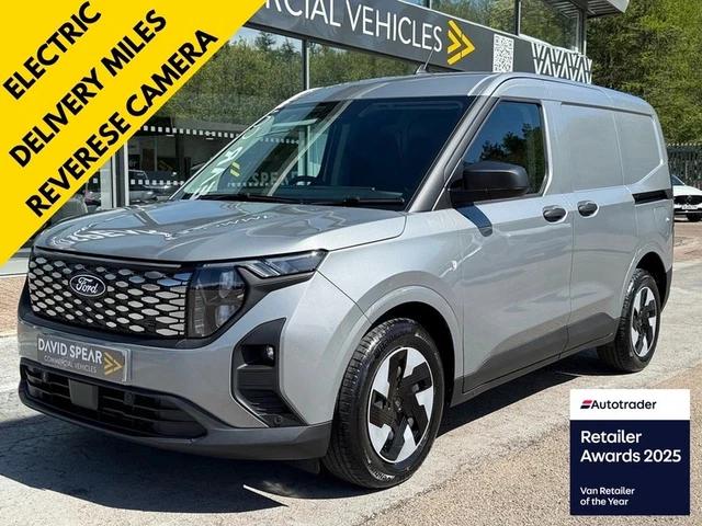 FORD E-TRANSIT COURIER Trend 136ps 43kWh SWB Auto with Air Con, Rev Cam ...