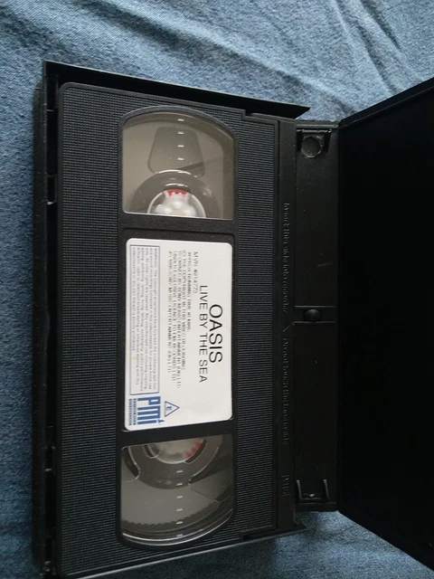 OASIS, LIVE BY The Sea (VHS, 1995) Southend Manchester Band Classic £2. ...