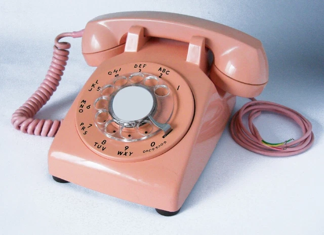 VINTAGE PINK ROTARY TELEPHONE 1972 Model 500 Bell System Western ...
