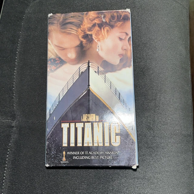 TITANIC VHS MOVIE Tape Set. Leonardo DiCaprio + Titanica DVD ...