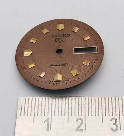USED SEIKO-7005 REPAINTED 28.5MM dial Key @ 4 For Replacement Work Dl ...