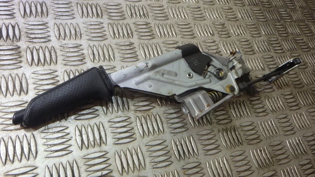 BMW E90 E91 3 series pre LCi; Handbrake handle with leather grip EUR 28 ...