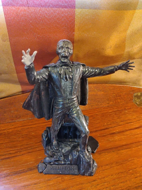 AURORA ORIGINAL PHANTOM Of The Opera Built Up Model - 1963 $60.00 ...