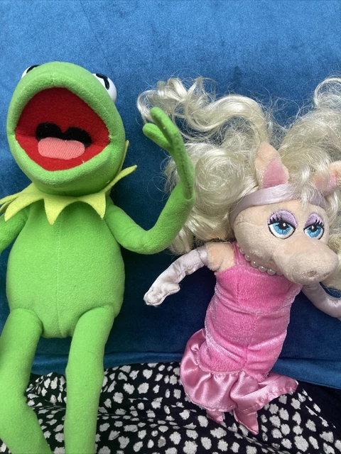 THE MUPPETS JIM Henson company kermit and miss piggy soft toys £9.00 ...