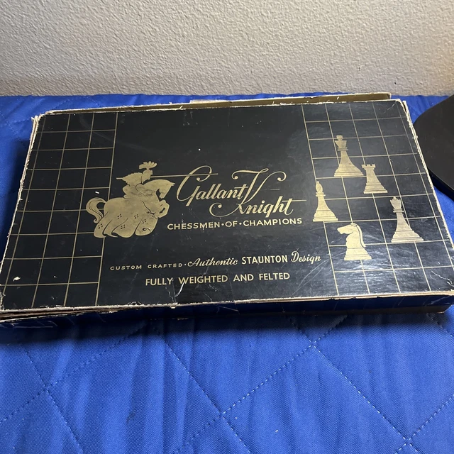 VINTAGE GALLANT KNIGHT Chessmen of Champions Staunton Chess Set ...
