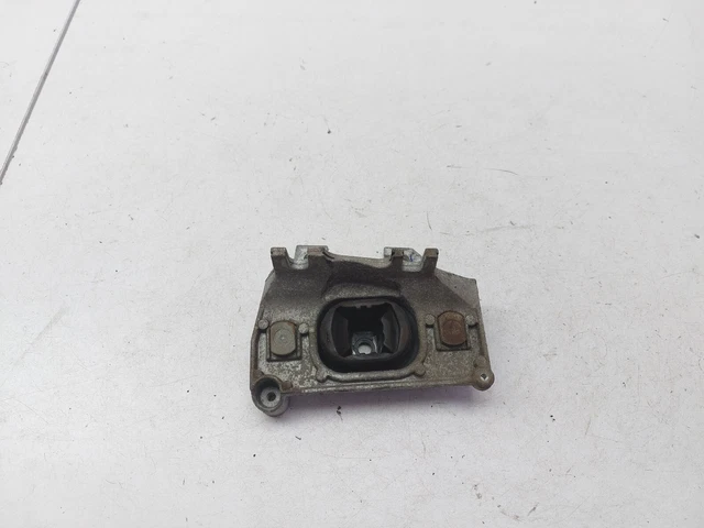 RENAULT CLIO MK4 Passenger Side Front Gearbox Mount 112228880R 2018 £19 ...