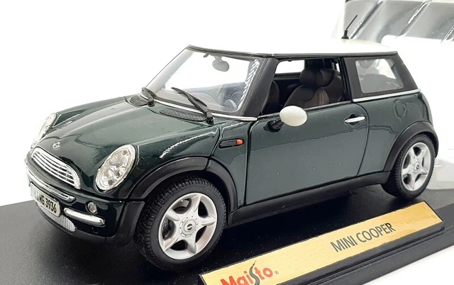 MAISTO 1/18 SCALE Model Car 31619 - Mini Cooper - Green/White EUR 79,99 ...