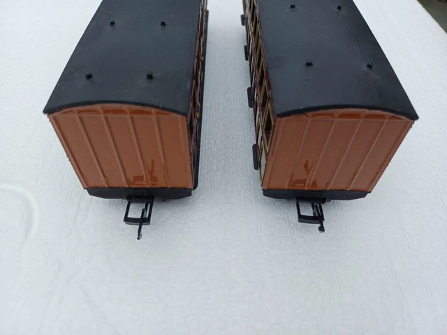 FREELANCE 7MM NARROW gauge bogie coaches based on 2 Peco 040 coach kits ...