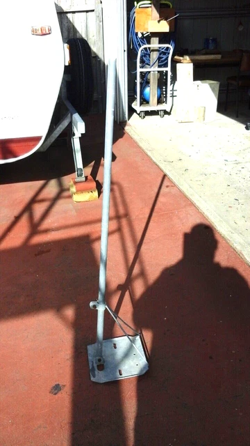 OUTDOOR ANTENNA GOOD Usable Condition Mounts Horizontally Or Vertically ...