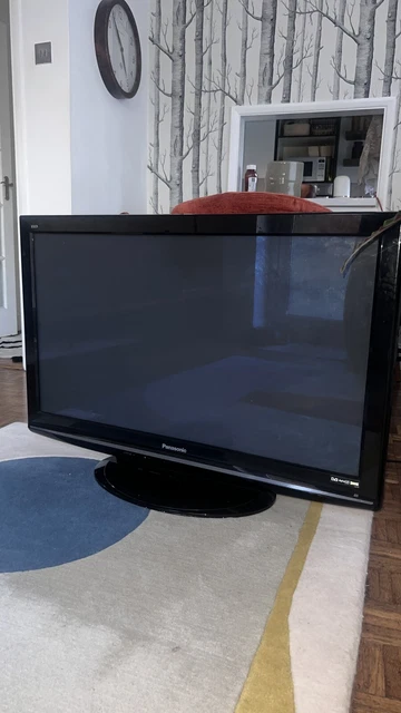 PANASONIC TX-P42X10B 42-inch Widescreen HD Ready Plasma TV with ...