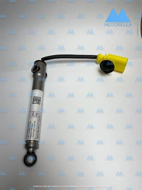 AUDI A3 8V 2013 > 17 Genuine Right Side Bonnet Hinge Crash Sensor ...