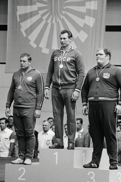 ALEXANDER MEDVAD WINS Wrestling Gold 1972 Munich Olympics Old Photo $7. ...