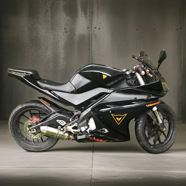YAMAHA YZF R-125 Abs 125 Cc Second Gen With New Engine £2,300.00 ...