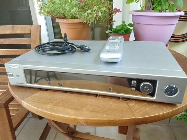 STREAMIUM PHILIPS WIRELESS Multimedia Media Player SL400I/00 £8.00 ...