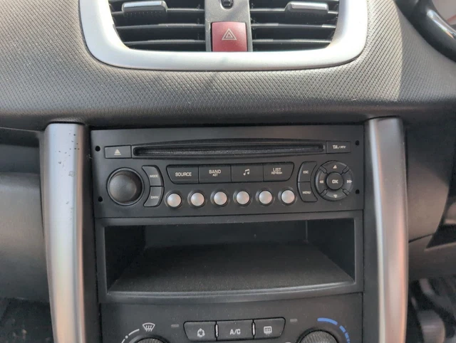 PEUGEOT 207CC RADIO Head Unit (Without Code) + Cage + Lower Storage ...