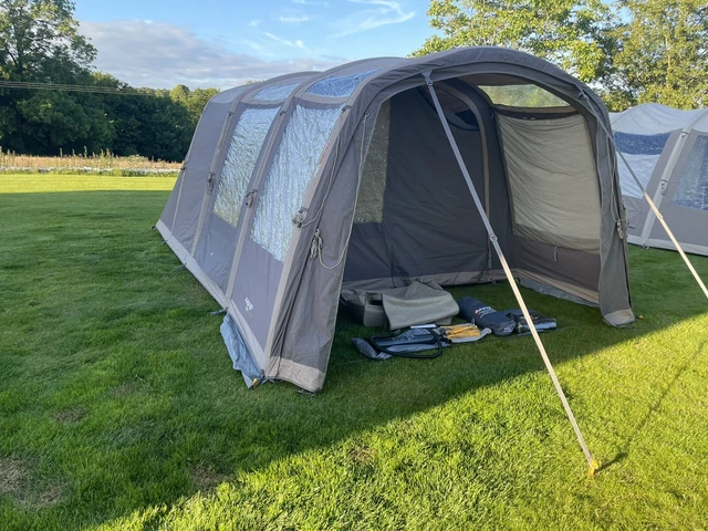 VANGO SOLACE 400 TC Airbeam Tent , Footprint And Carpet £500.00 ...