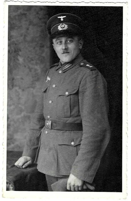 WW2 MILITARY PHOTO Postcard German Officer Soldier Baug Altötting ...