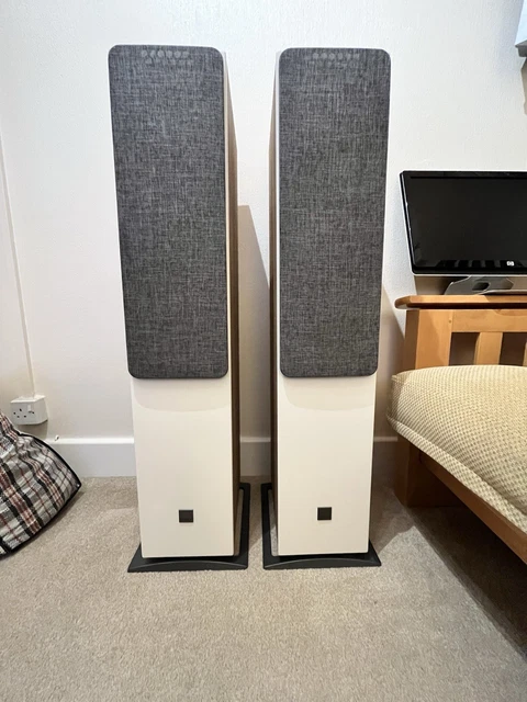 DALI OBERON 7 White/Oak Speakers Box Included Wirral £669.68 - PicClick UK