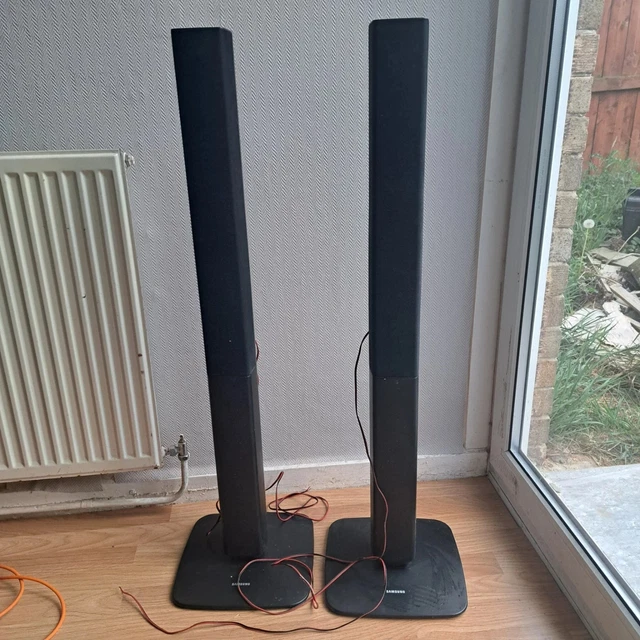 SAMSUNG HT-TZ212 DVD Home Sound Speaker System Black Just speakers £10. ...