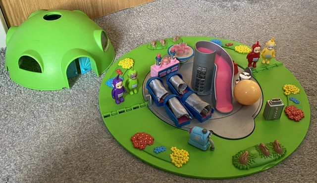 TELETUBBIES HOME HOUSE Dome Playset 4 Tubby Figures 100% Complete Set ...