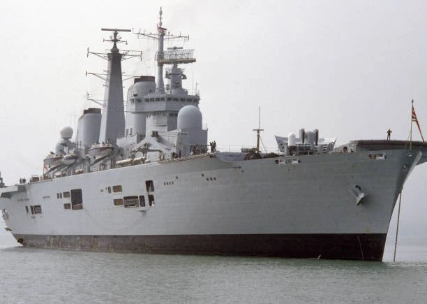 THE AIRCRAFT CARRIER HMS Invincible circa 1982 Historic Old Photo $9.00 ...