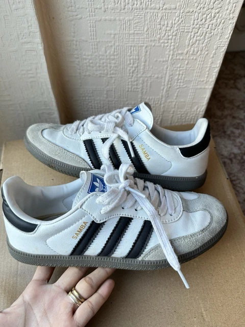 CLASSIC ADIDAS SAMBA OG Trainers UK 4.5 White/Black Good Condition £35. ...