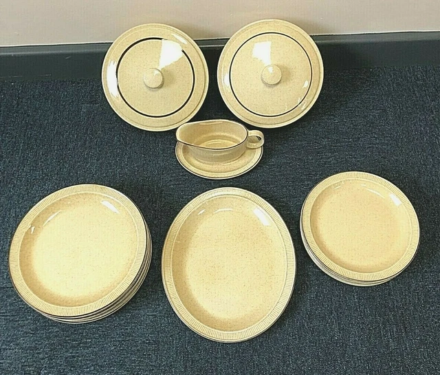 POOLE POTTERY DINNER Set x 18 Pieces (Ref 48) £21.25 - PicClick UK