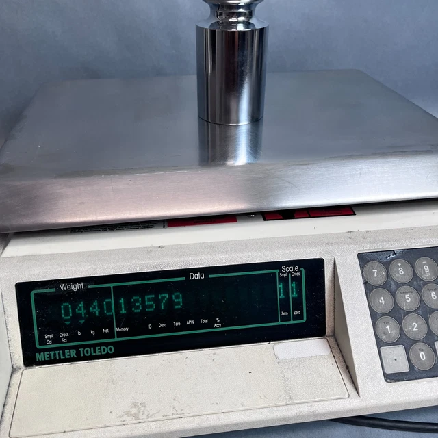 METTLER TOLEDO SCALE 50 lb Benchtop Counting 11 x 15 in Platform $272. ...