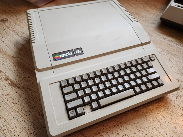 Apple Iie Motherboard FOR SALE! - PicClick