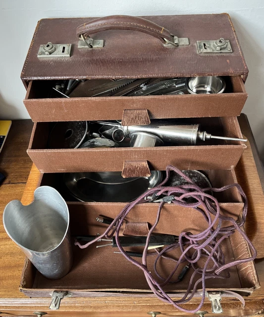 VINTAGE MEDICAL EAR Equipment Kit Case - Collectors / Film / Theatre ...