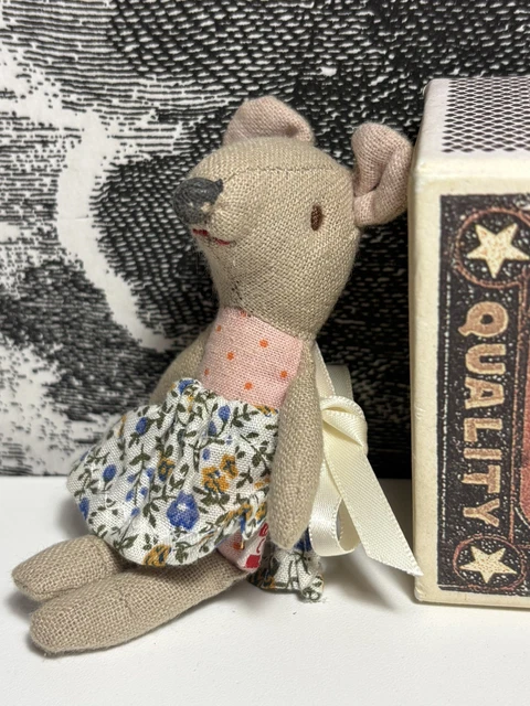 MAILEG LITTLE SISTER Mouse – Red Smile – Original Outfit – Lovely ...