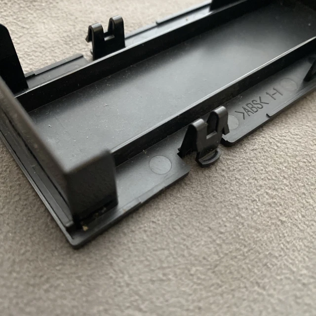 ORIGINAL OEM SERIAL Port 1 Cover Nintendo Gamecube - Black £6.99 ...