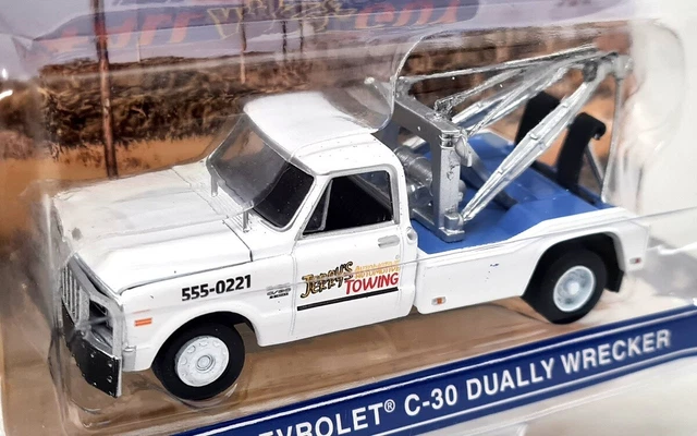 GREENLIGHT 1/64 CHEVROLET C30 Dually Wrecker Fall Guy cascadeur modèle ...