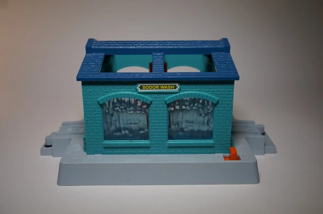 THOMAS & FRIENDS: Tomy Trackmaster Sodor Engine Wash £1.99 - PicClick UK