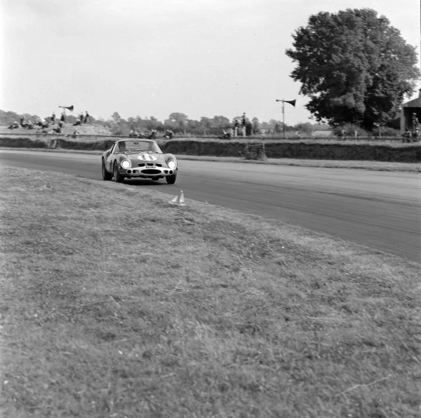 GRAHAM HILL, JOHN Coombs Ferrari 250 GTO 1963 Sports Car Motor Racing ...