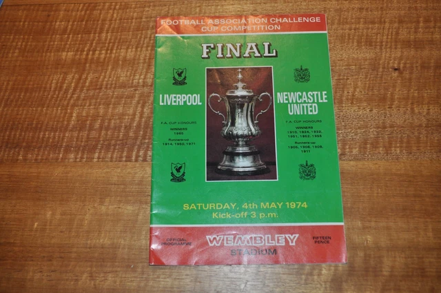 NEWCASTLE UNITED FOOTBALL progs, bundle, 1957-82,+ 1974 FA Cup Final 28 ...