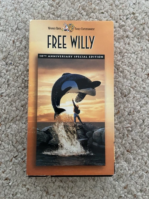 FREE WILLY (VHS, 2003) 10th Anniversary Special Edition Pre-owned £7.22 ...