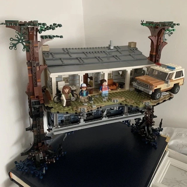 LEGO STRANGER THINGS 75810 "The Upside Down" Rare Discontinued quick ...