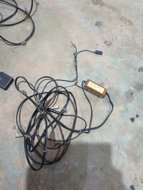 GENUINE HOLDEN HSV WH Statesman Caprice Grange aerial amplifier ...