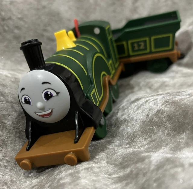 THOMAS & FRIENDS All Engines Go Emily Motorised Train And Tender ...
